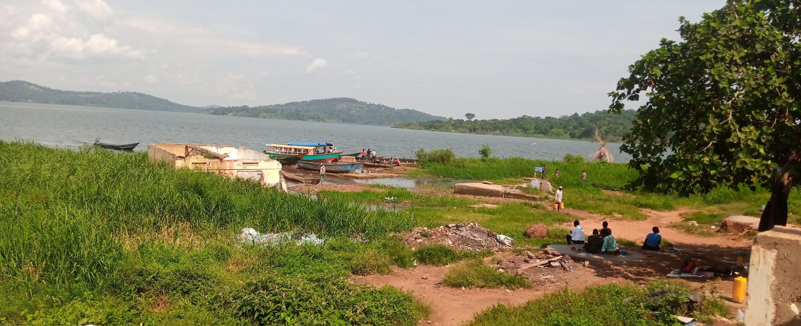 Pictorial: Mulungu beach where bars operate openly in Uganda amid ...